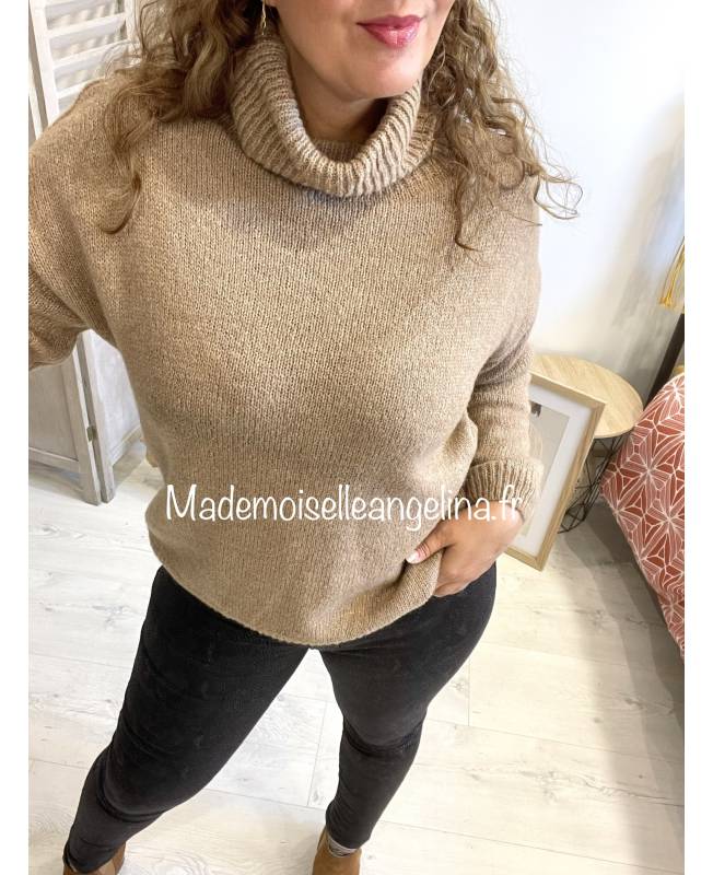 PULL COL ROULÉ COUPE LOOSE BEIGE. EXPEDITION EN 48H.