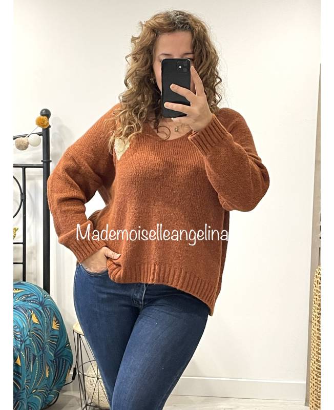 PULL COEUR EN MAILLE COULEUR ROUILLE ET DORE. EXPÉDITION EN 48H.