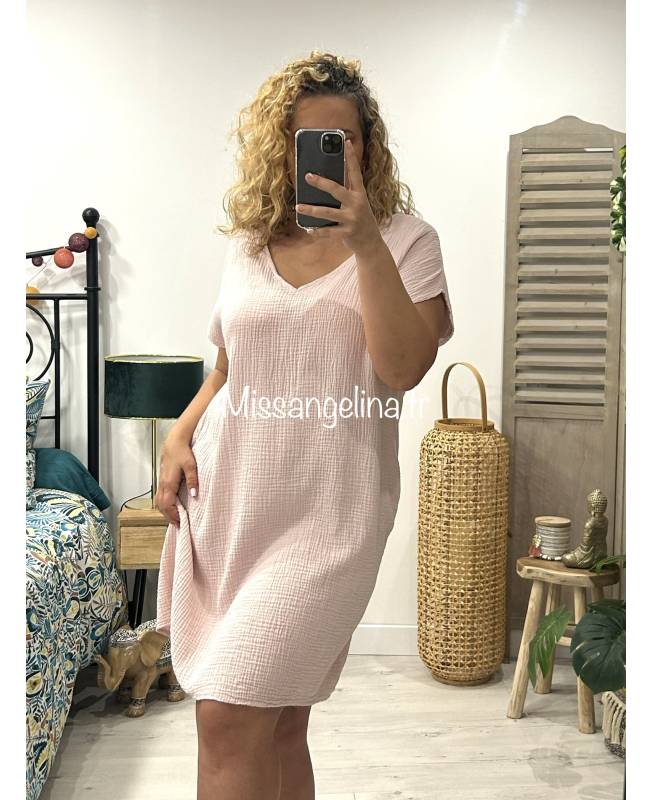 ROBE COURTE ROSE CLAIE EN GAZE DE COTON. ENVOI RAPIDE.