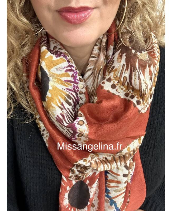 FOULARD IMPRIME DANS LES TONS ORANGES. ENVOI RAPIDE.